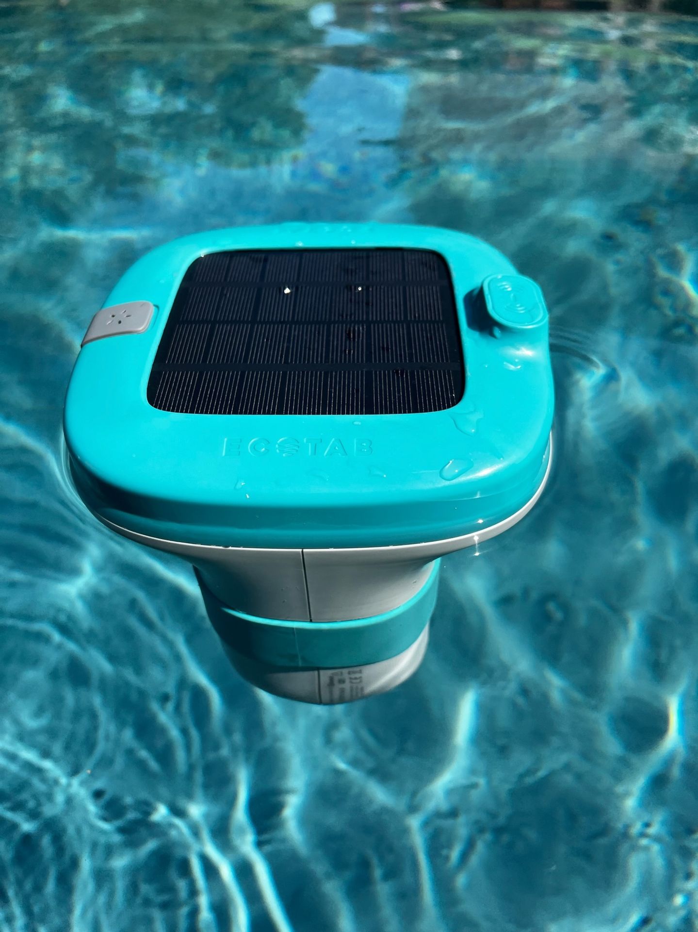 Ecotab - Simplifiez l'entretien de votre piscine avec un diffuseur con